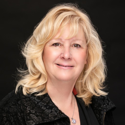 591 Breezypointe Drive, Clinton, IA, 52732 - Photos, Videos & More!